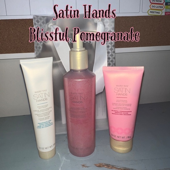 Mary Kay | Bath & Body | Mary Kay Satin Hands Pampering Set Blissful ...